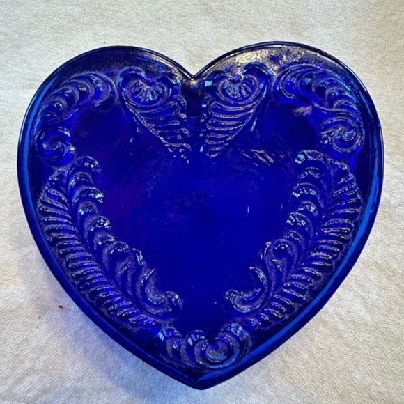 Dagerheart Colbalt Blue Glass | Other | Vintage 94s 1950sdagerheart ...